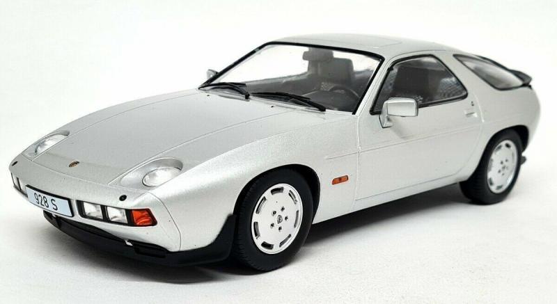 Model Car Group 1/18 Porsche 928S 1980 Metallic Grey - DiecastModels